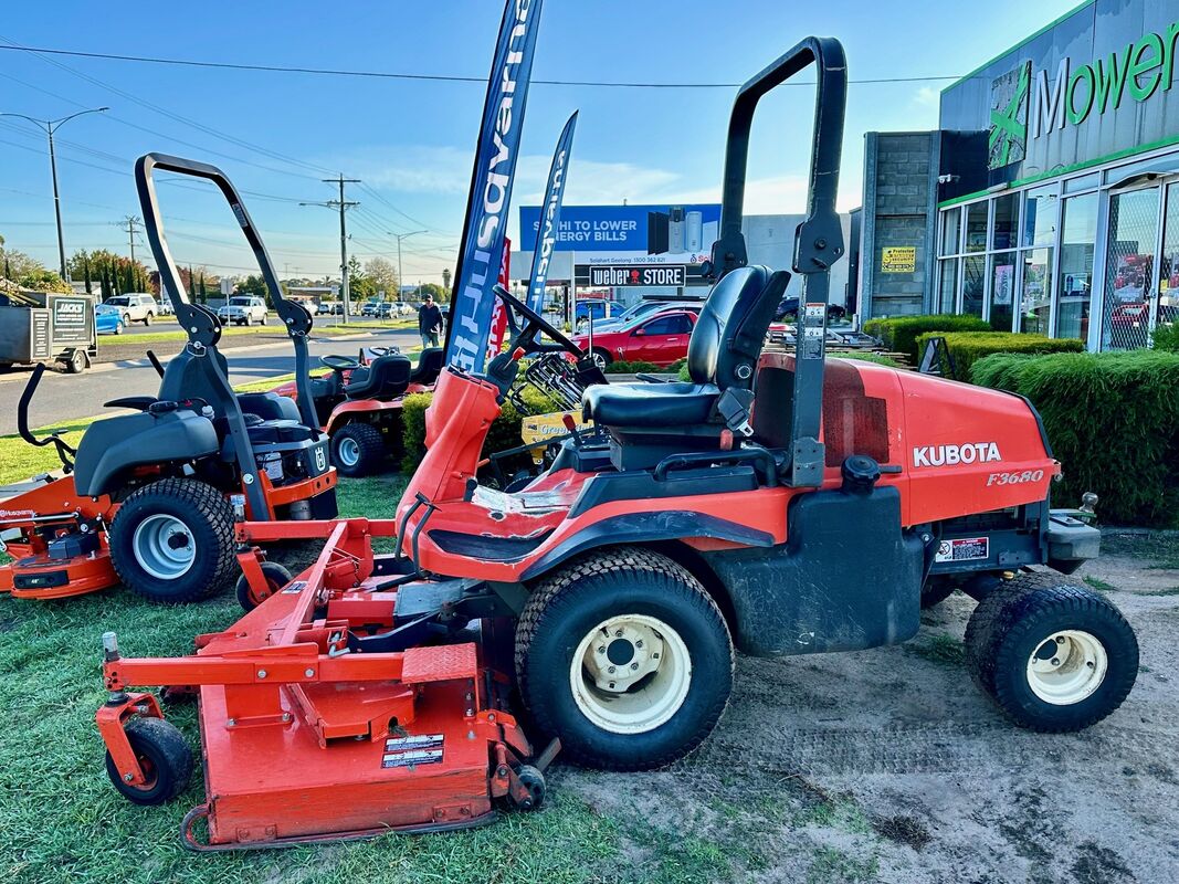 SECOND HAND KUBOTA F3680 OUT FRONT MOWER | Mowers Galore